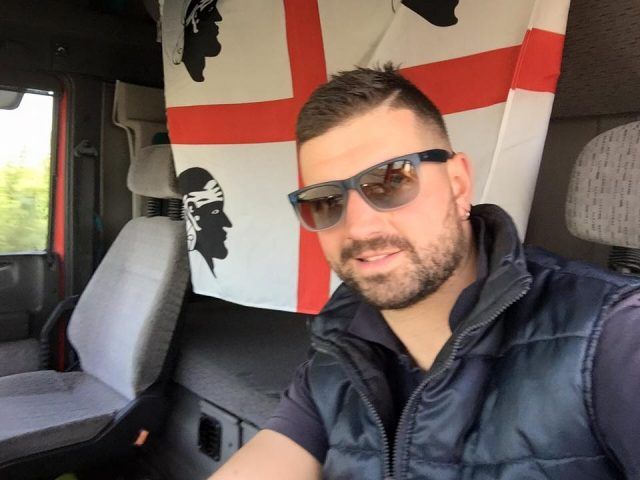 Pomezia, rincorre il ladro e sventa uno scippo: 28enne 'eroe' per un giorno