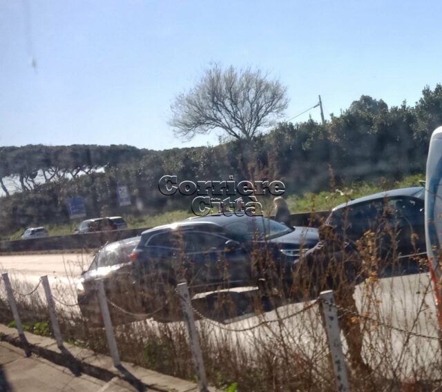 Incidente Pontina, maxi tamponamento a Castel Romano: coinvolti 5 ...