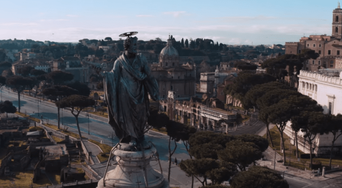 La bellezza di Roma deserta: la città vista dal drone ai tempi del ...
