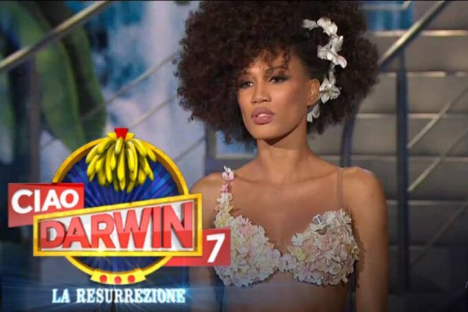 Ciao Darwin 7, puntata 15 giugno 2020 Carne Vs Spirito: chi è Madre Natura, capitani e replica