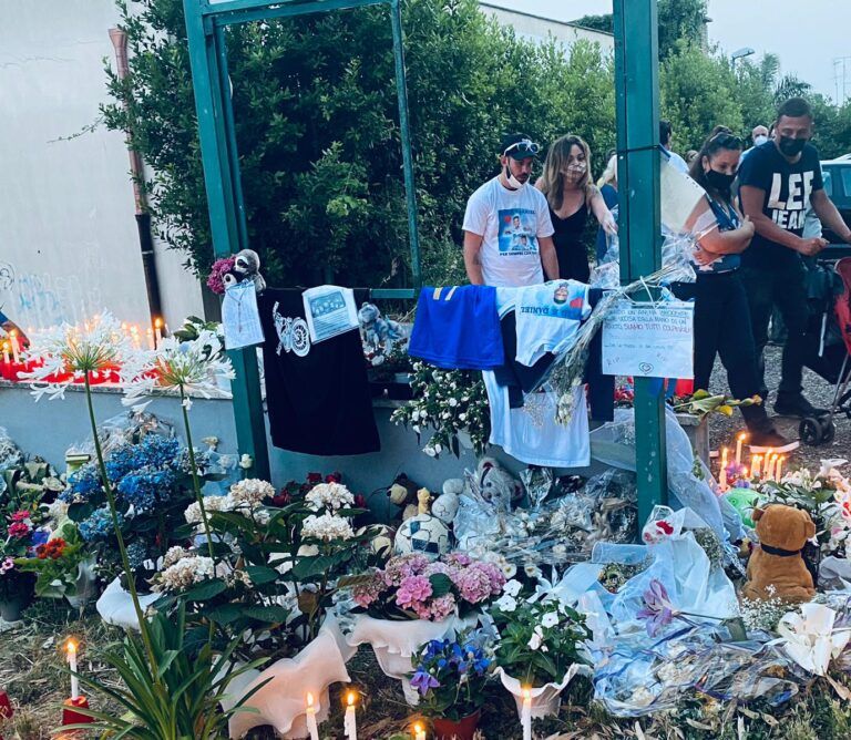 Ardea, giornalista minacciata durante la fiaccolata di Colle Romito in ...