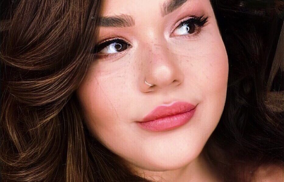 Claudia Marsicano: chi è, età, carriera, chi è il fidanzato, R.osa ...