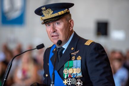 Pomezia, il ritorno a Pratica di Mare del Generale De Lorenzo: sarà al ...