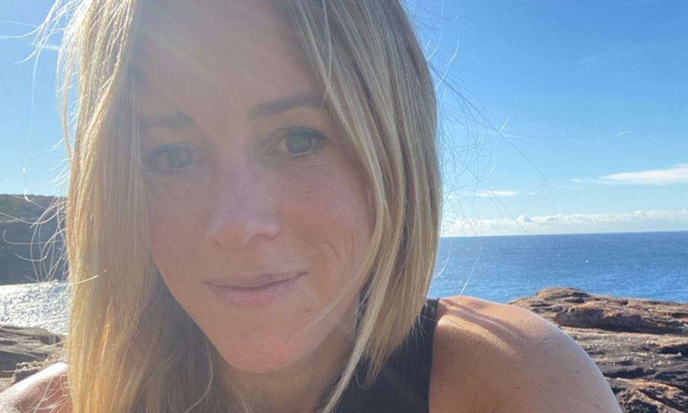 Russell Crowe, chi è la fidanzata Britney Theriot: età, figli, carriera ...