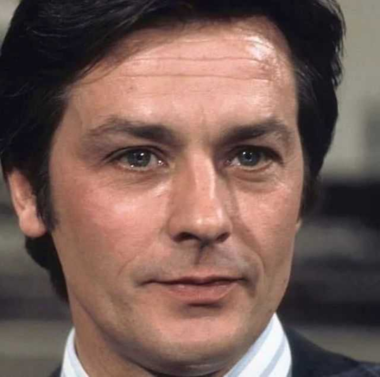 Alain Delon, chi è il papà di Anthony: età, carriera, film, chi è la ...