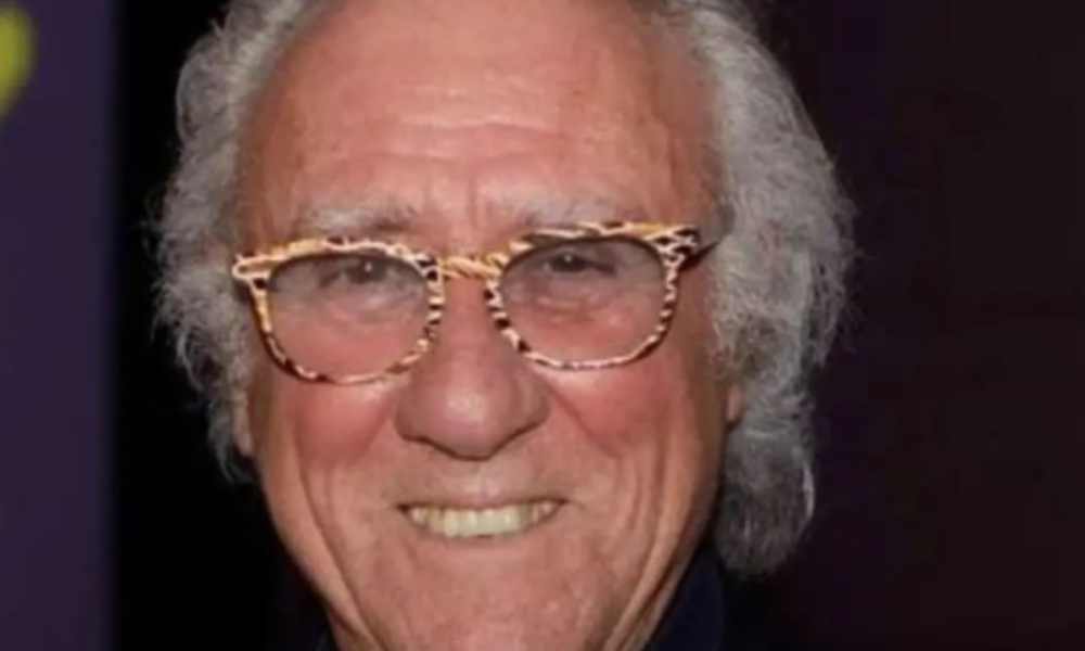 Gianni Mazza, chi è il direttore d'orchestra: età, carriera, chi è la ... Gianni Mazza, chi è il direttore d'orchestra: età, carriera, chi è la ...