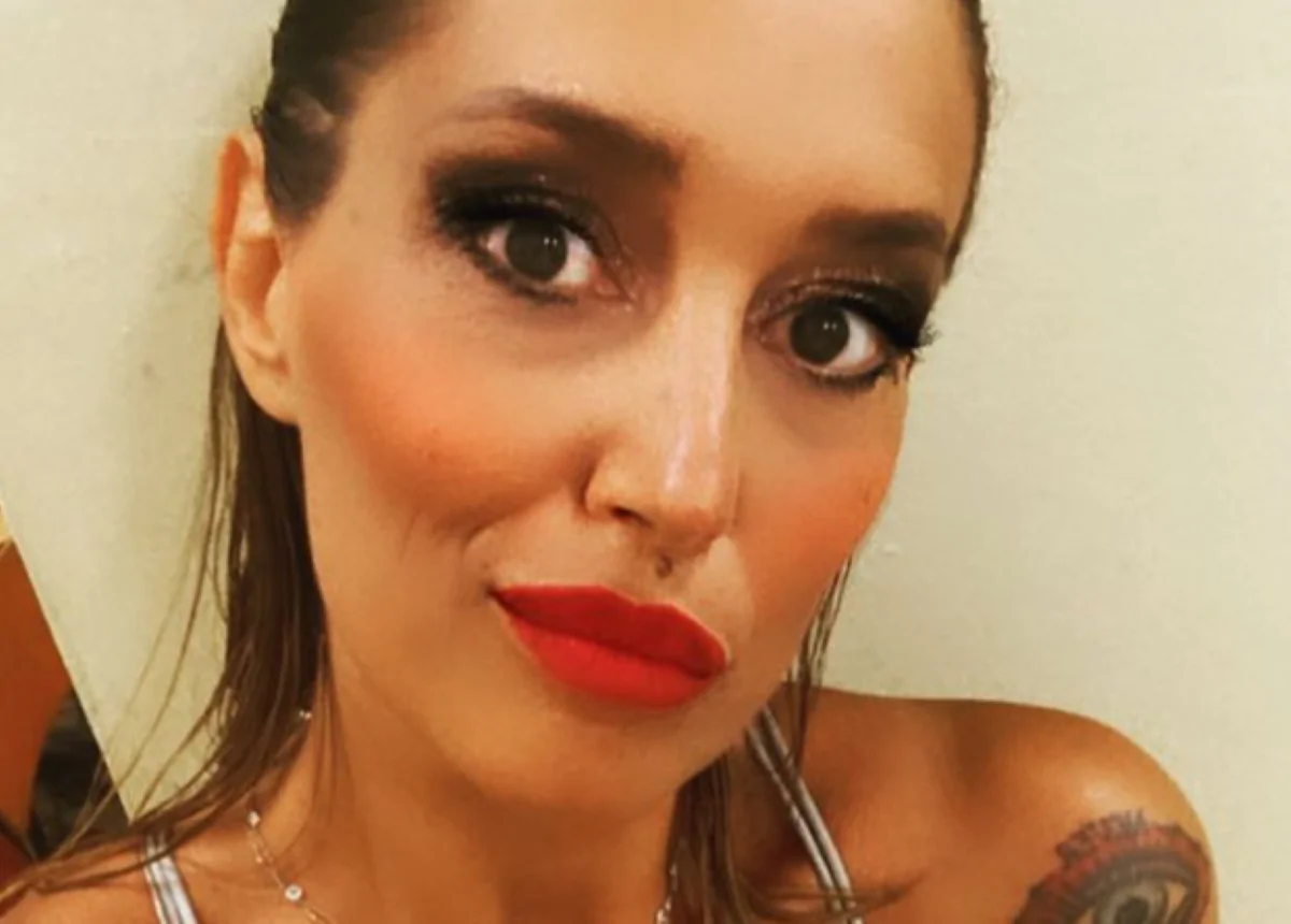 Federica Camba ad Amici: chi è, età, carriera, canzoni, fidanzato, foto ...