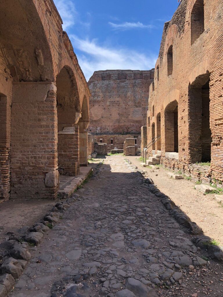 Come arrivare al Parco Archeologico di Ostia Antica: cosa vedere e ...