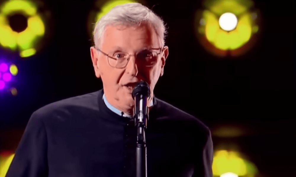 Don Bruno Maggioni a The Voice Senior 2023: chi è, età, canzoni, video ...