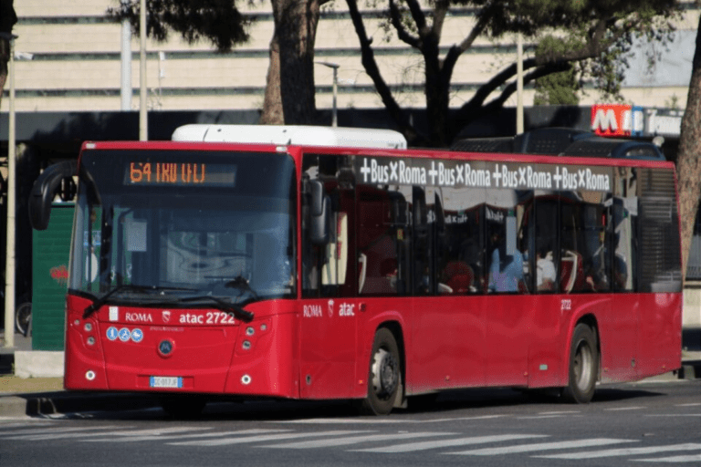 Roma, aumenta il costo dei biglietti Atac: dal 1 agosto i nuovi prezzi