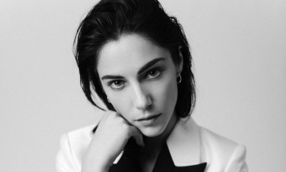 Maria Vera Ratti, Enrica de Il Commissario Ricciardi, è fidanzata? Vita ...