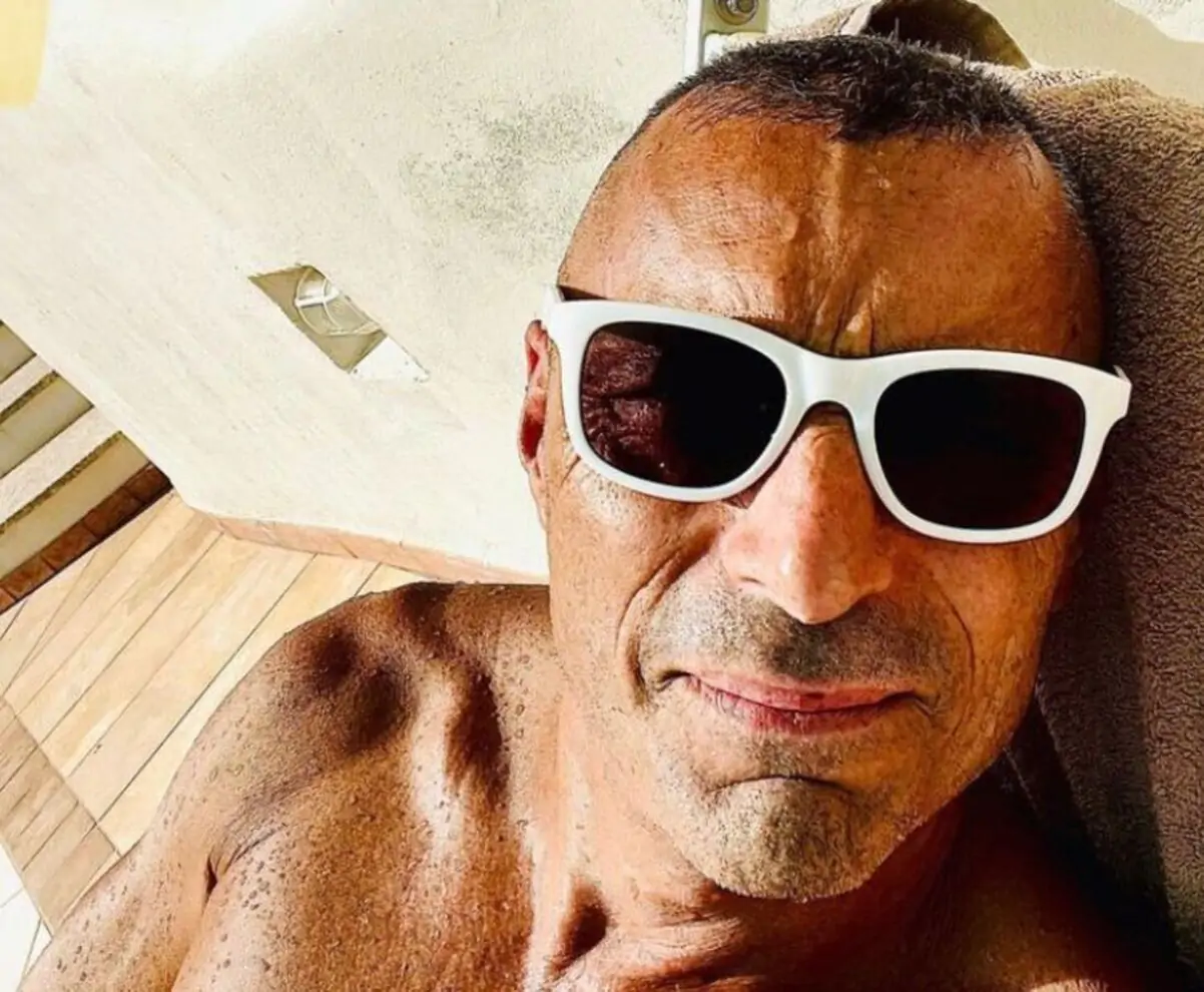 Alex Britti, chi è la moglie Nicole: età, lavoro, oggi, figlio, foto e ...