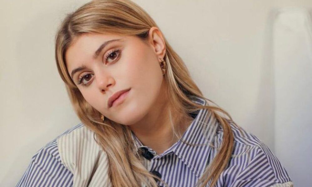 Jenny De Nucci a Back to School: chi è, età, carriera, film, Ariete ...