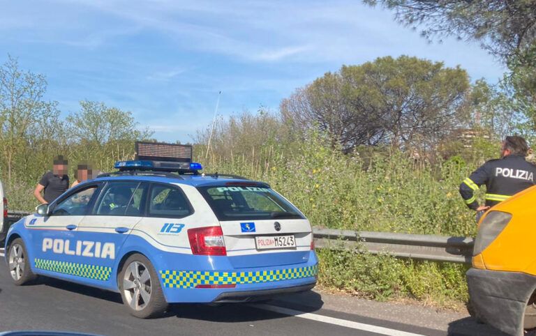 Incidente sulla Pontina, scontro tra 3 mezzi: ci sono feriti, traffico ...
