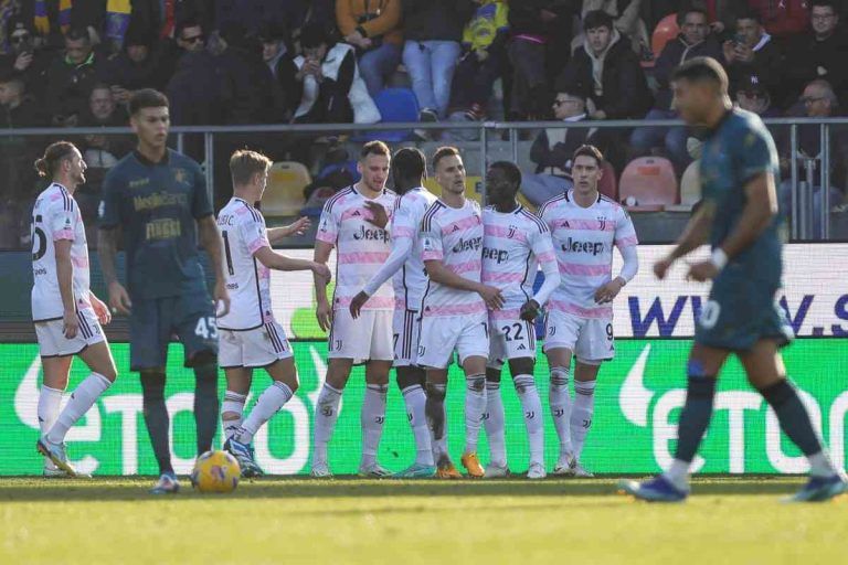 Juventus-Roma: dove vedere la partita in tv o diretta streaming, orario e formazioni